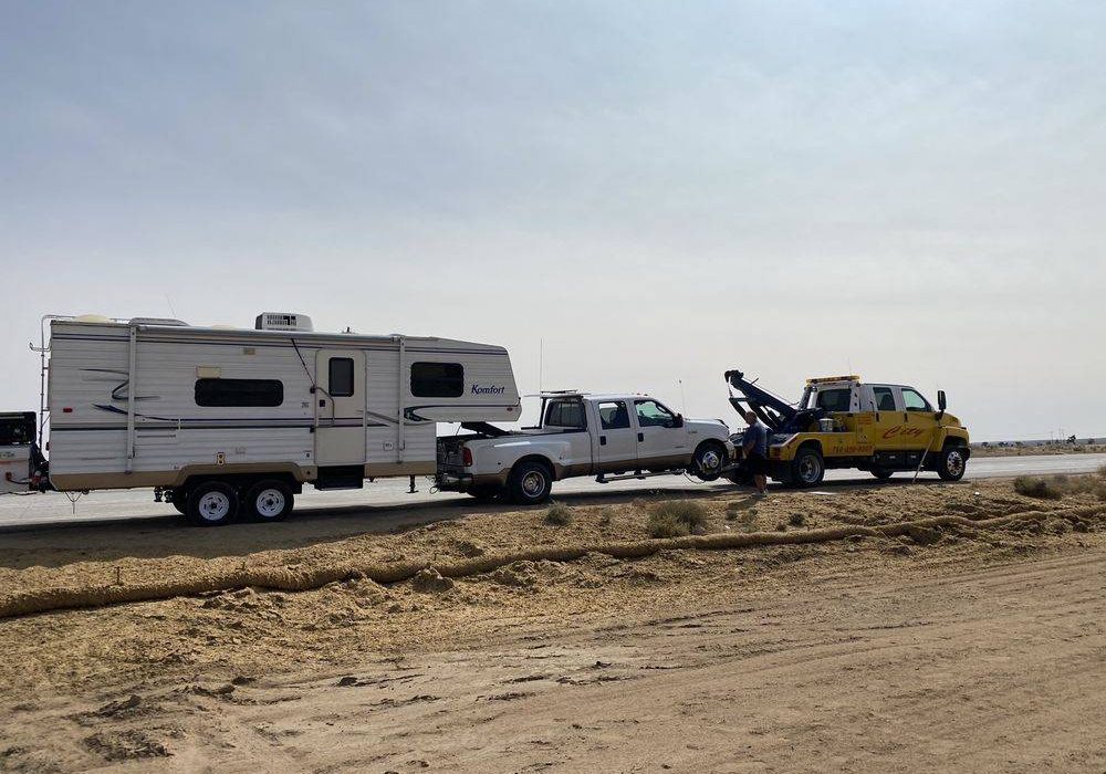 Professional Towing Service, Roadside Assistance, and Wrecker Service ...